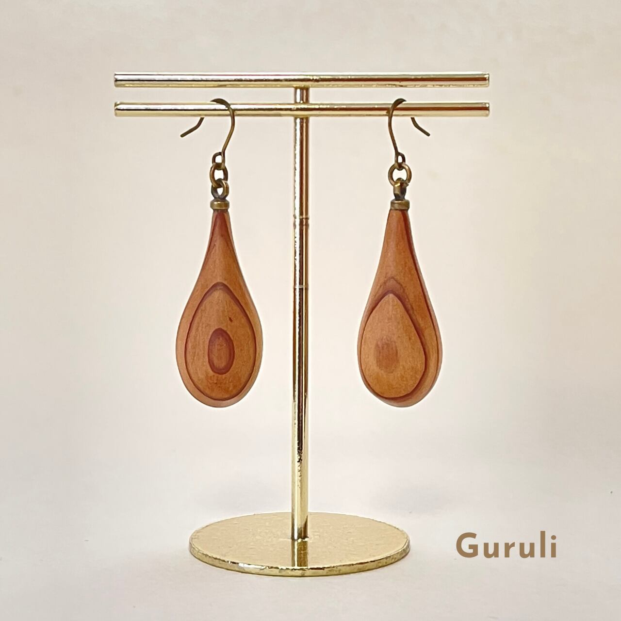 しずくピアス（木のピアス・イヤリング） | Guruli