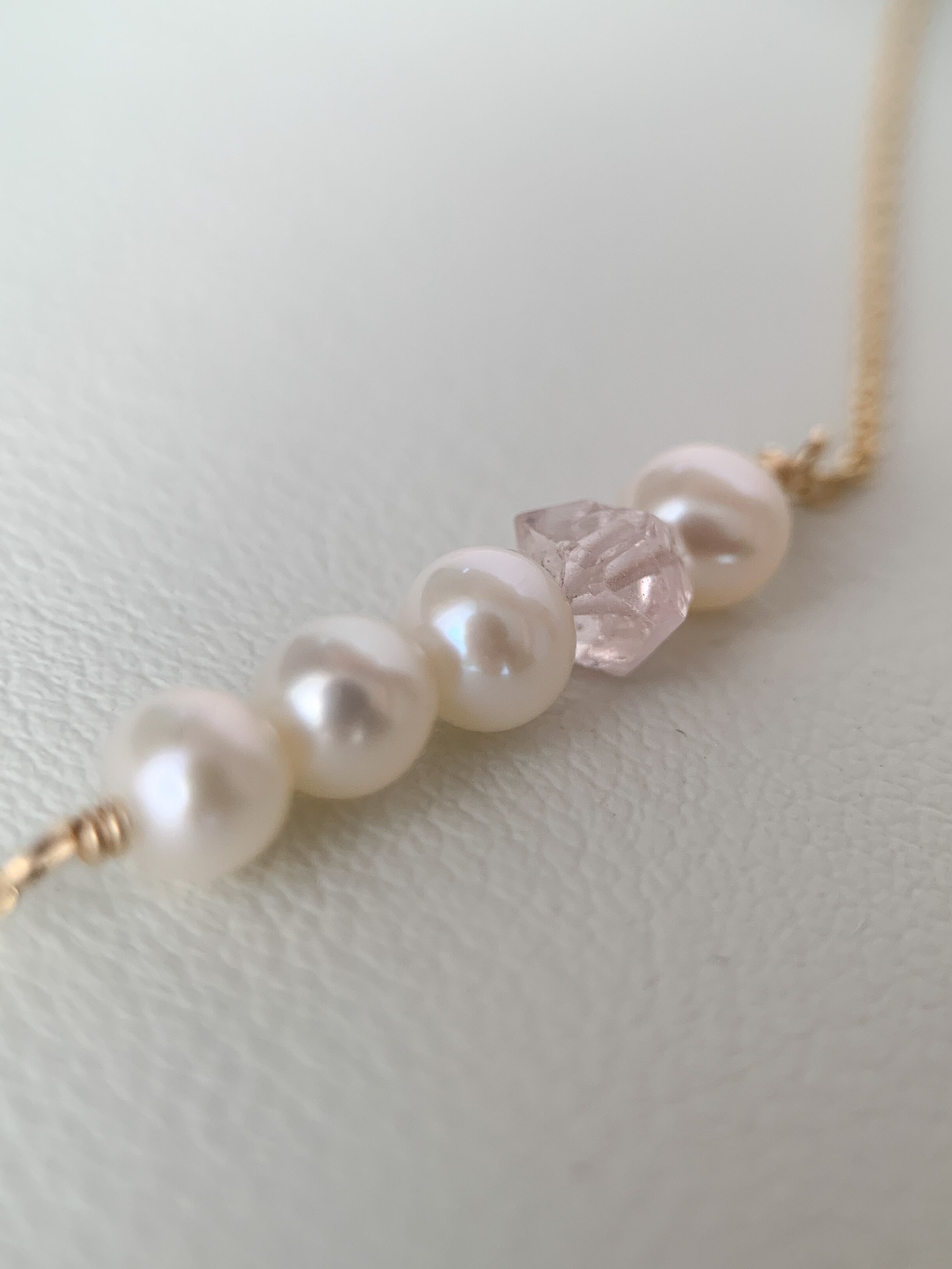 Step 3｜Birth Lights｜モルガナイト＆パールのネックレス（4月誕生石） | LUCENT (ルーセント)