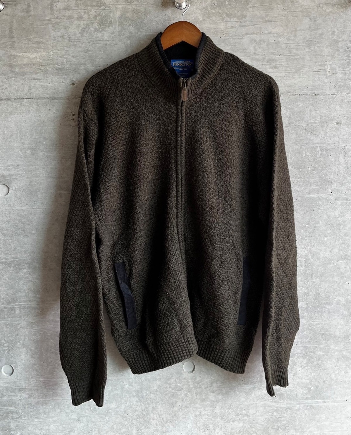 PENDLETON Zip Up Knit | CaaF