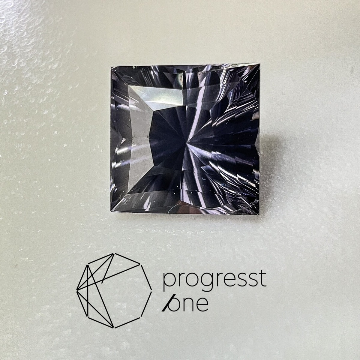 スピネル0.600ct(ソ付) | progresstone