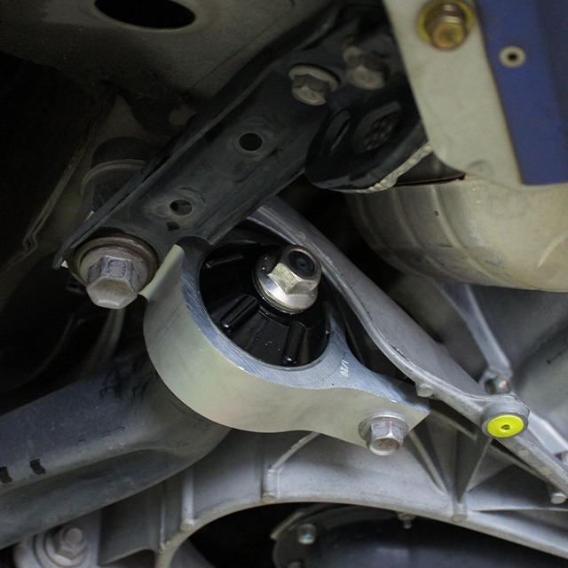 FRONT LOWER ARM BUSH LEXUS IS200t/250/300/350/300h (30系) | THINKDESIGN ...