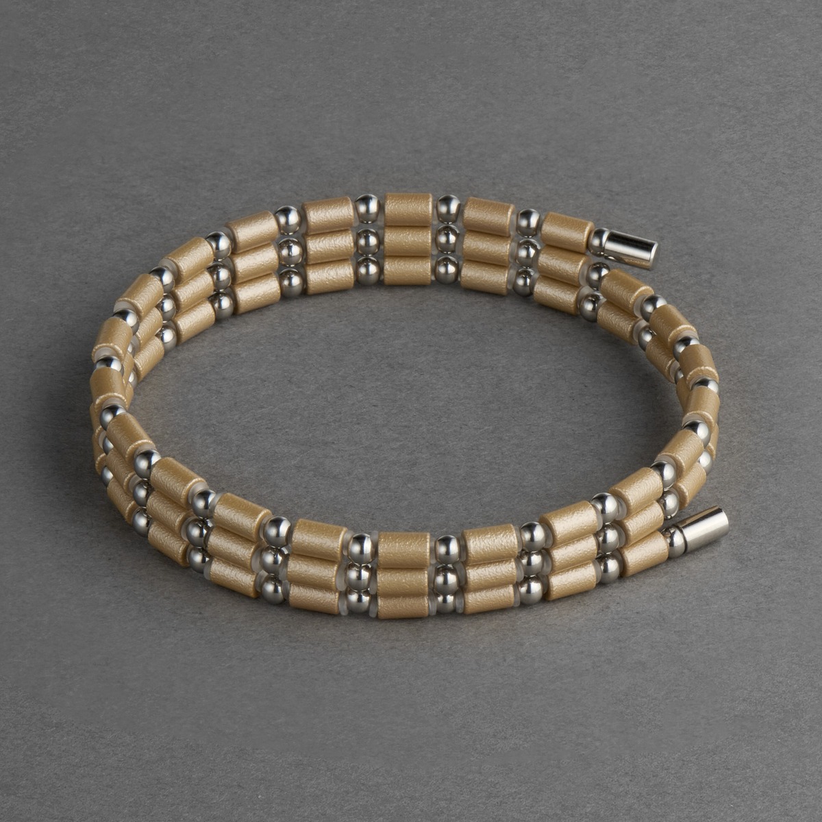 コアフォースループ シャンパンゴールド SUS CFL50 | ゴルフライフ公式オンラインストア