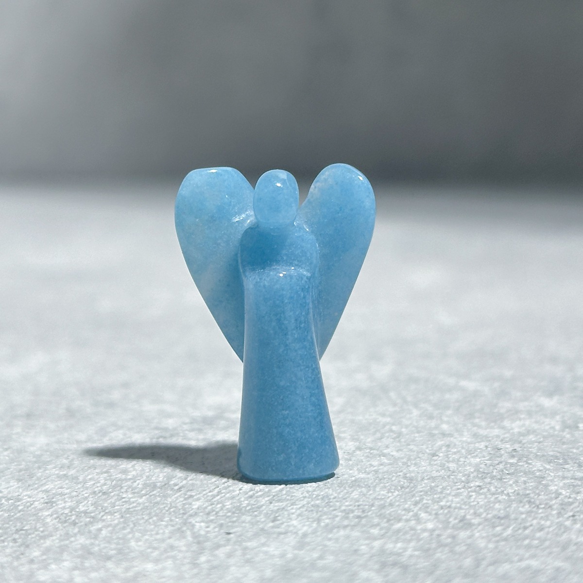 トロレアイトインクォーツ (トロール石) ミニミニエンジェル11 Trolleite Angel 天然石・鉱物・パワーストーン ...