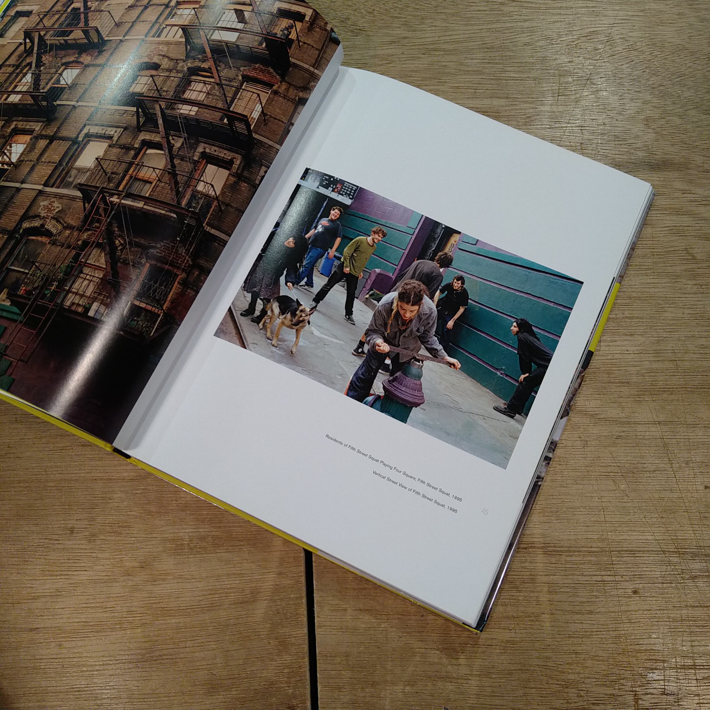 KILL CITY: Lower East Side Squatters 1992-2000 / Ash Thayer | 百年