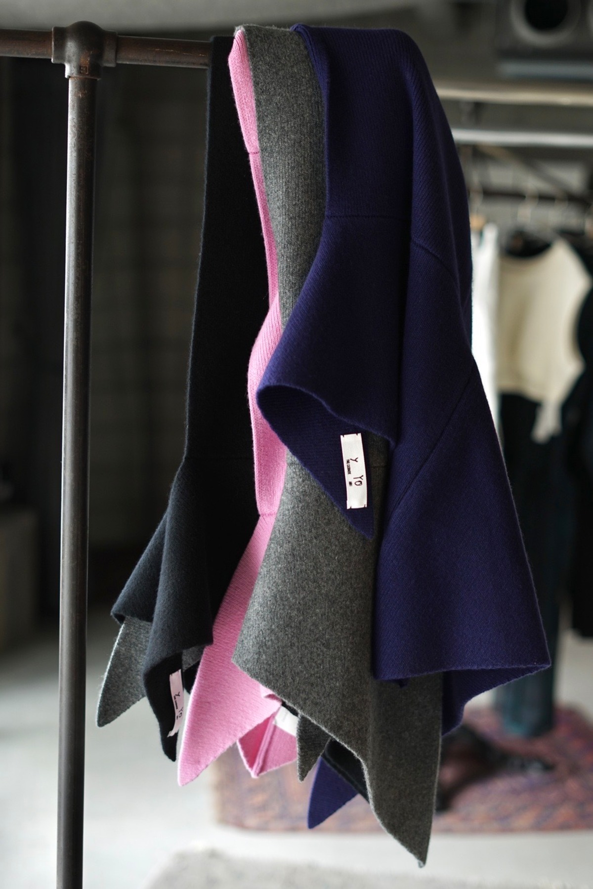 y YO / Hooded stole (Pink , Navy , Grey , Black) | JUQUI Online