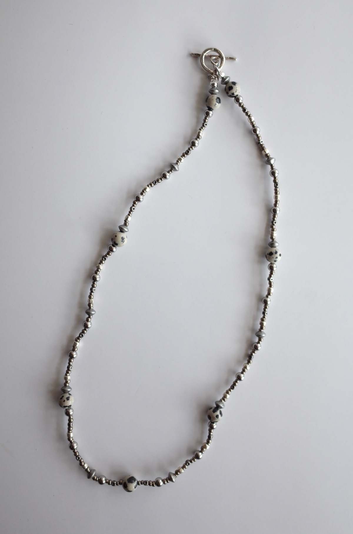 【gen】silver beads dalmatian jasper | pollen