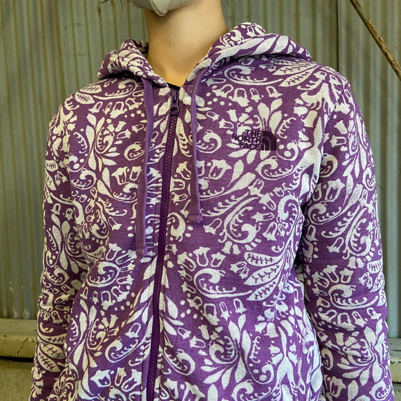 THE NORTH FACE ザ ノースフェイス ペイズリー柄 総柄 フルジップパーカー スウェットパーカー レディースS 古着 パープル ...