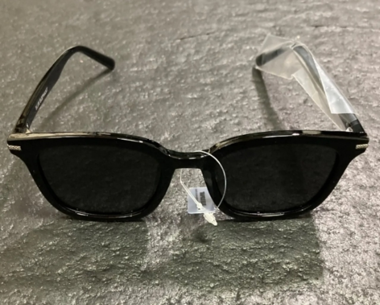 【新品】【韓国現地購入】【正規品】BLUE ELEPHANT ブルーエレファント サングラス ※01081 DUSTIN black-po ...