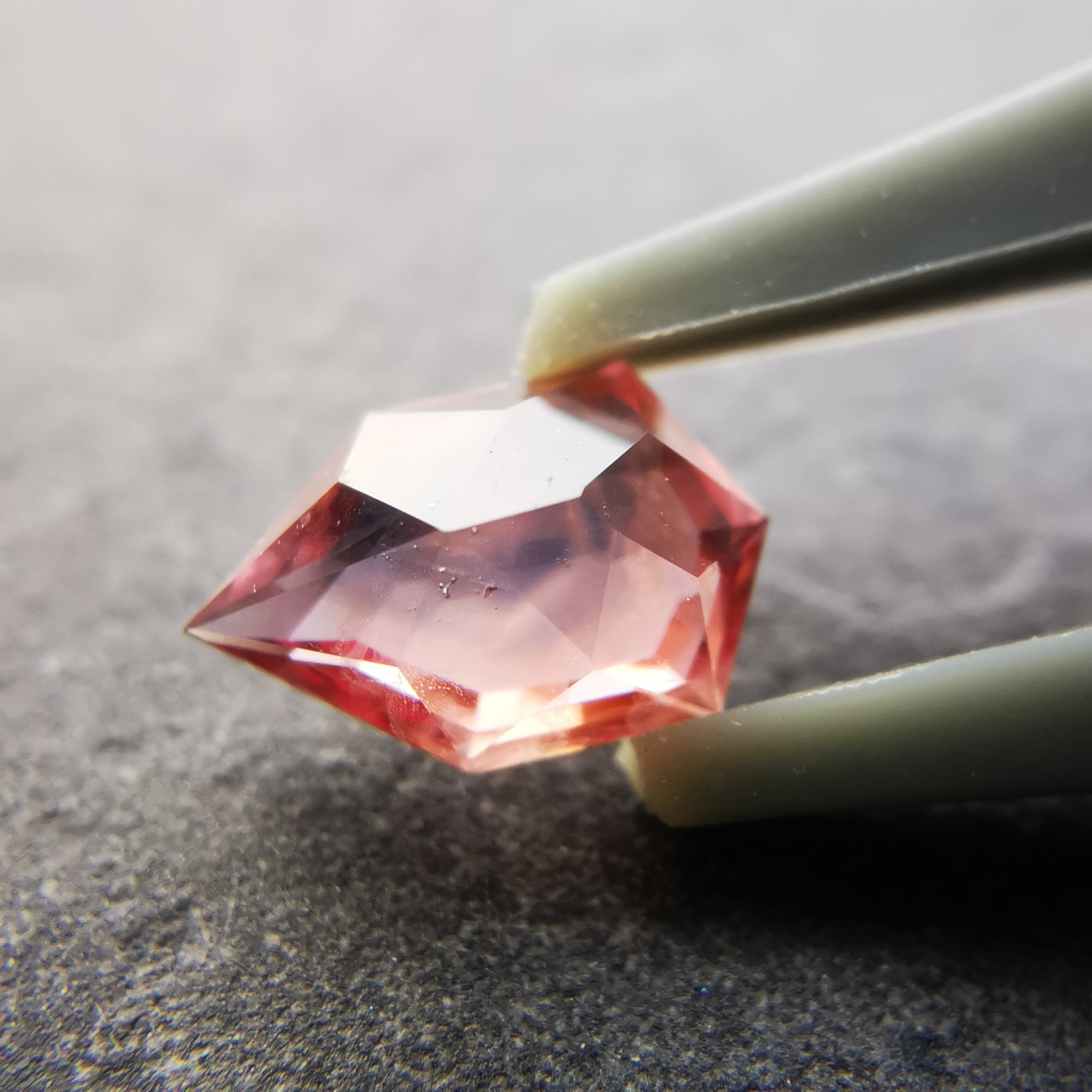 サファイア 0.66ct / E-3207W | Tam＆Tam Gem