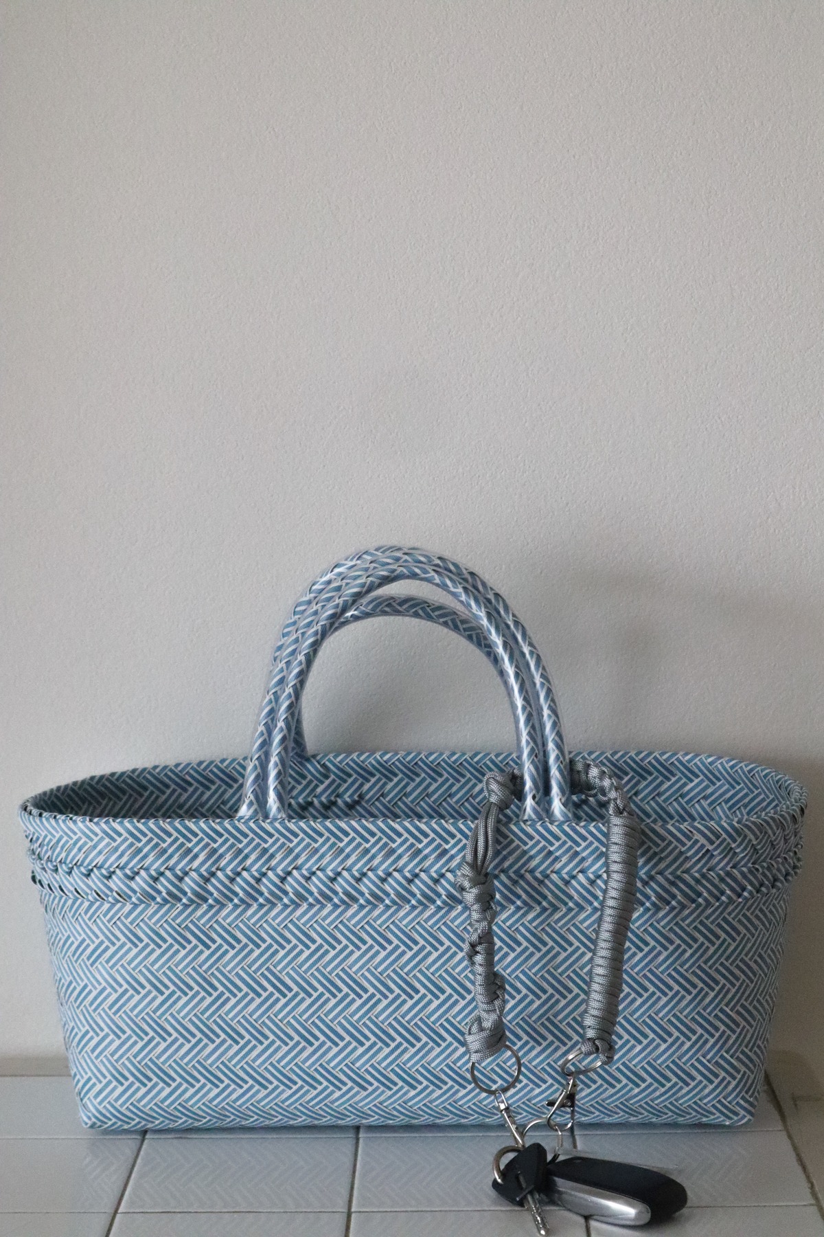 SHORT random braid 〈one color silver gray〉 | chaskip