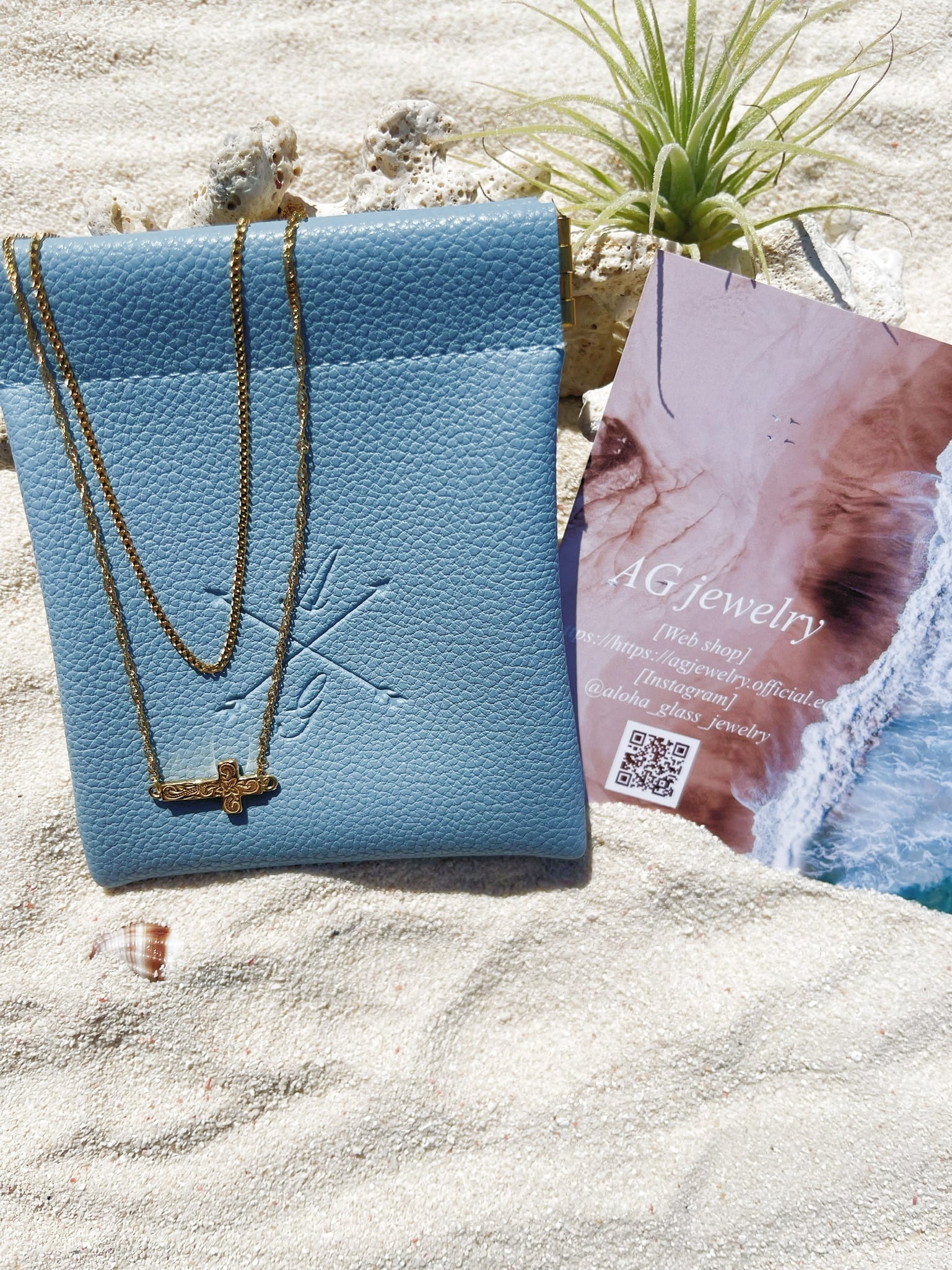 Hawaiian tiny moon pierce(1piece) | ALOHA GLASS jewelry