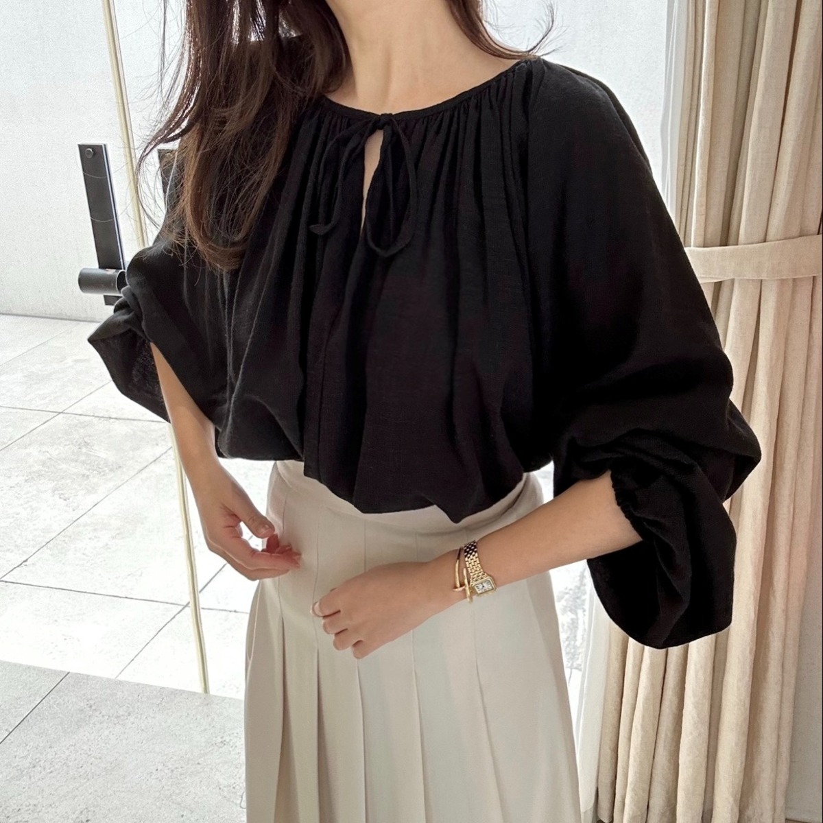 即納】パフスリーブシャーリングブラウス[k00022] | Joliy