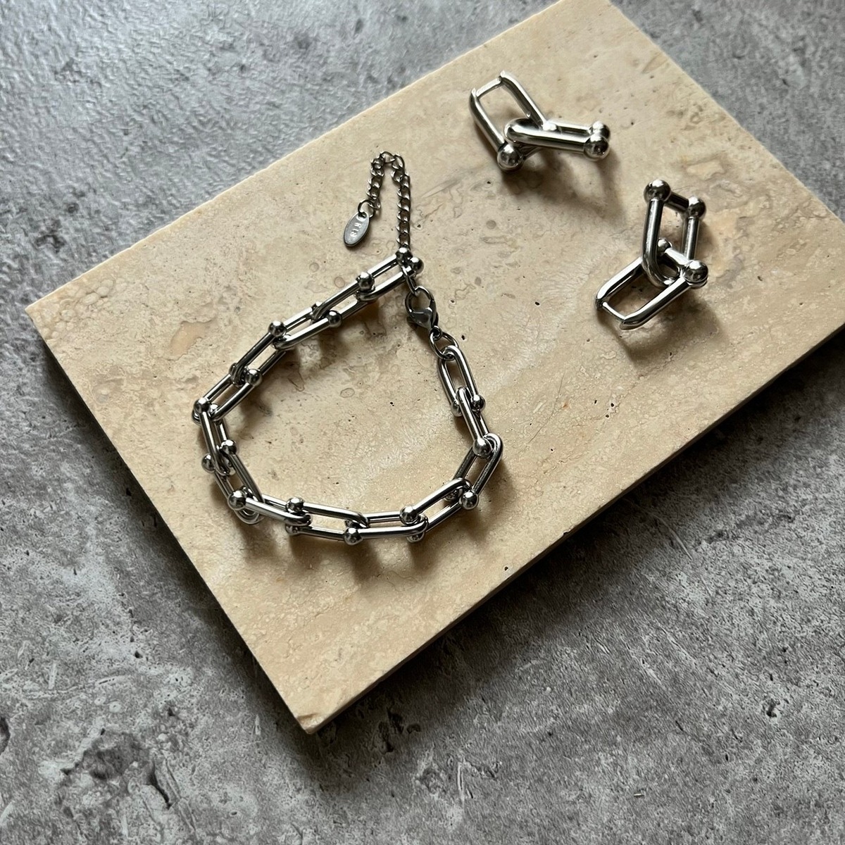 hardware link bracelet | eclacoco