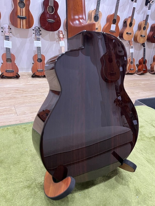 a Nue Nue UC200HB コンサート・ハミングバード | ウクレレショップ サニーサイド