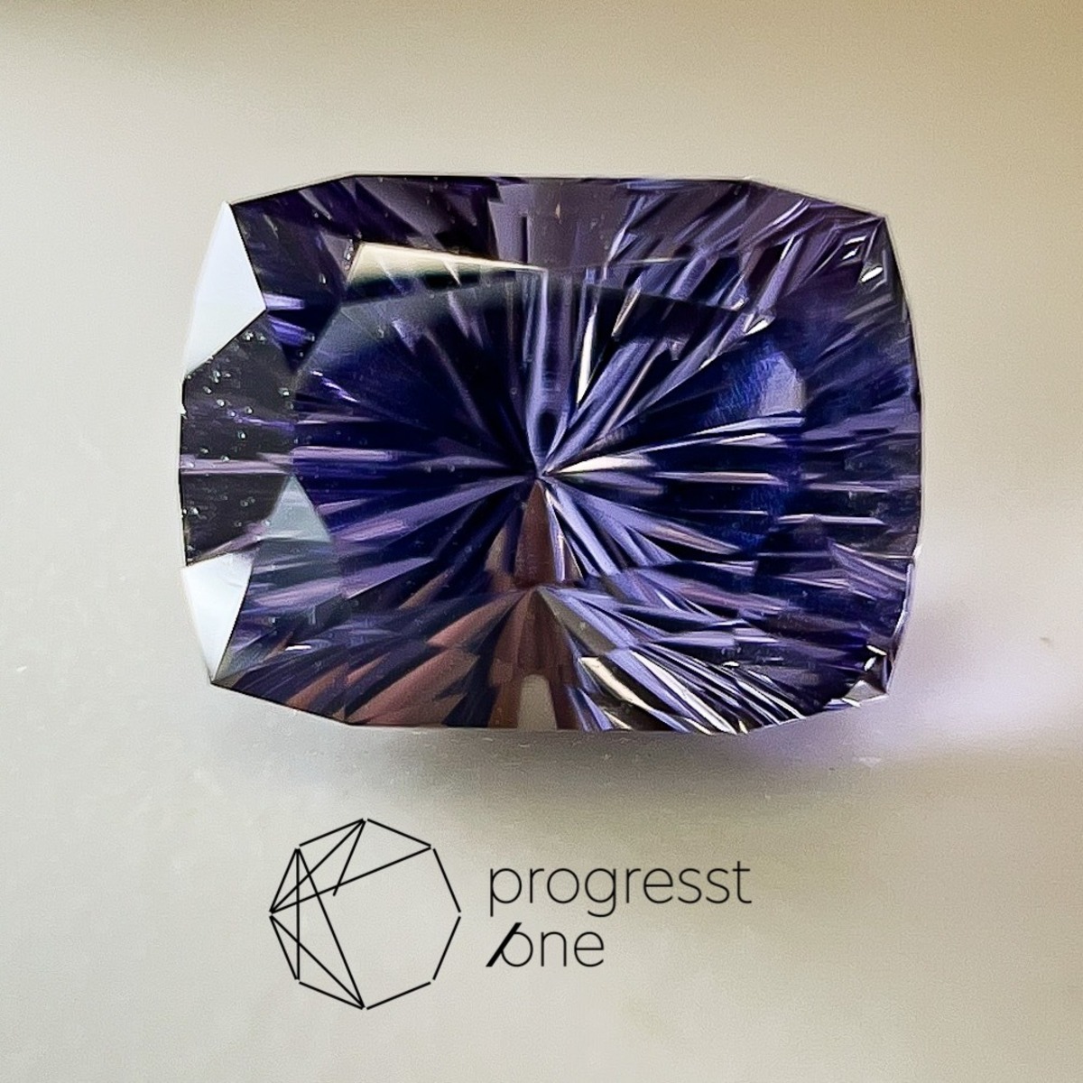 バイオレットスピネル1.038ct(ソ付) | progresstone