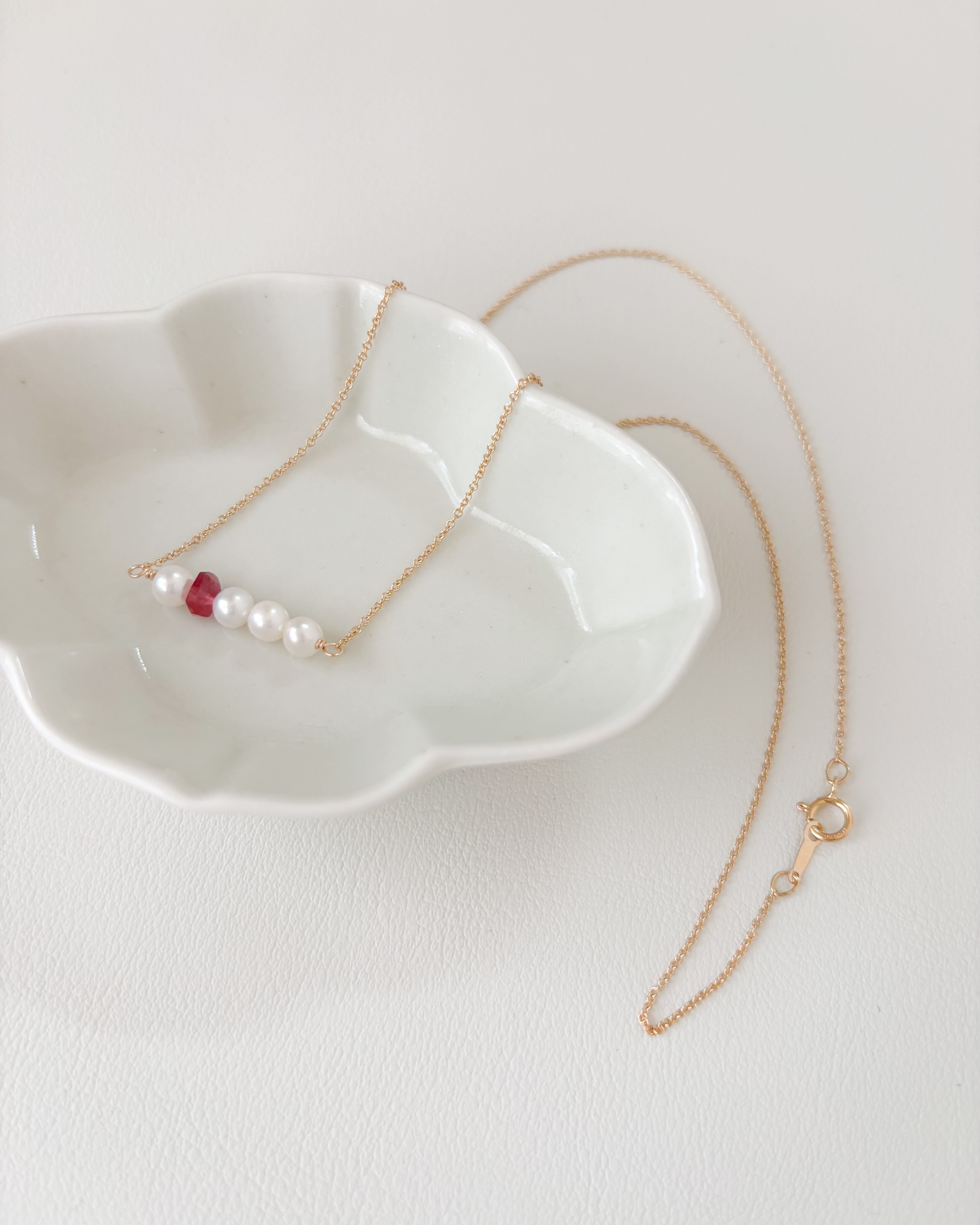Step 3｜Birth Lights｜ルビー＆パールのネックレス（7月誕生石） | LUCENT (ルーセント)