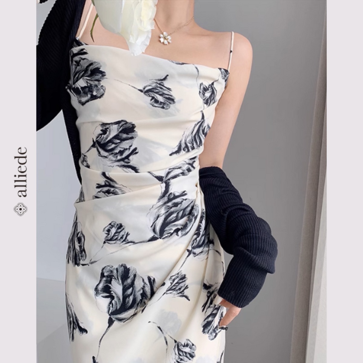 フラワーアートキャミワンピース A2826 | alliede