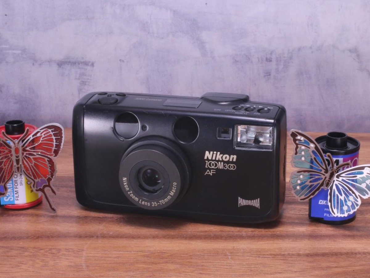 Nikon Zoom 300 AF | Totte Me Camera