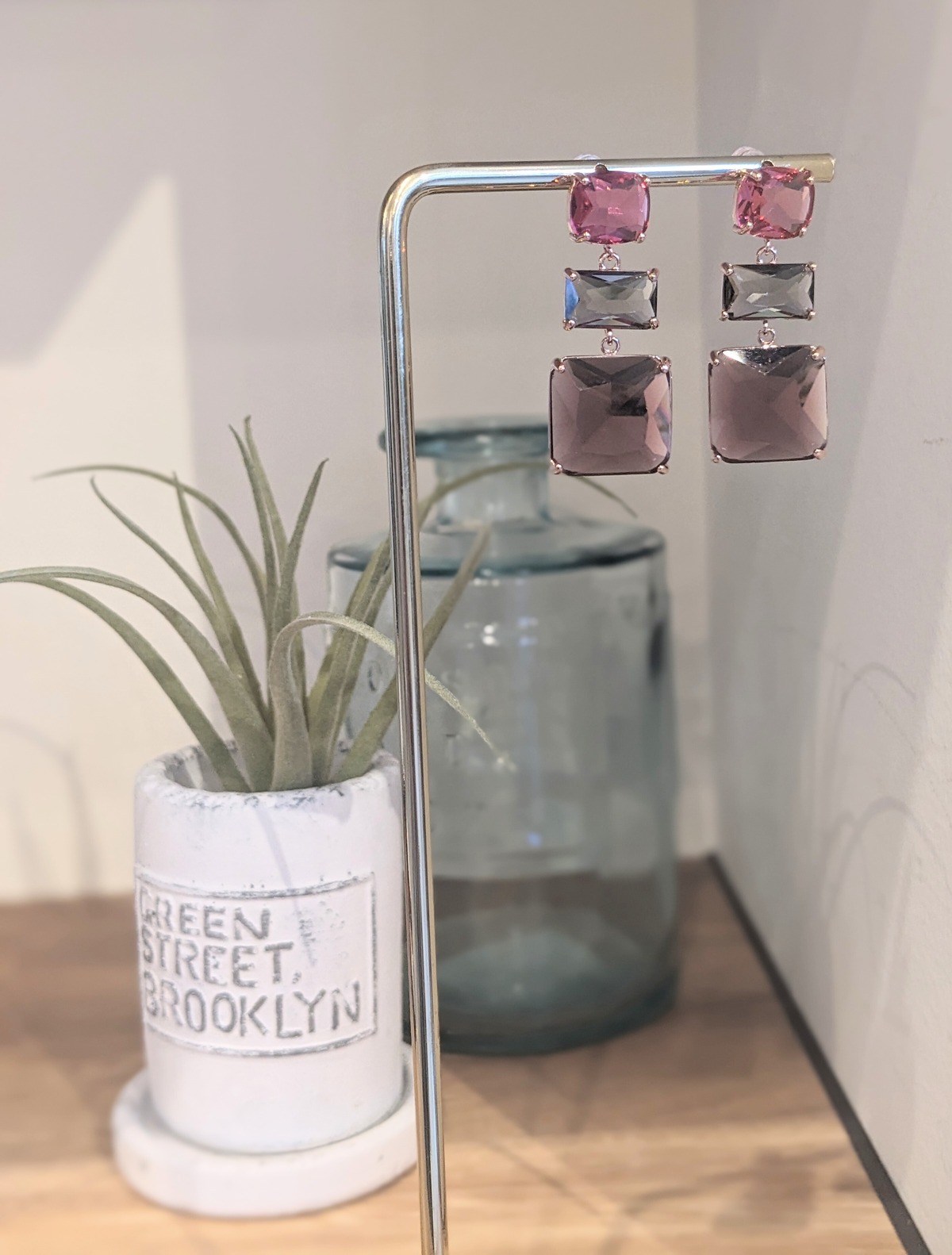 Square bijou earrings | COLORS PLUS