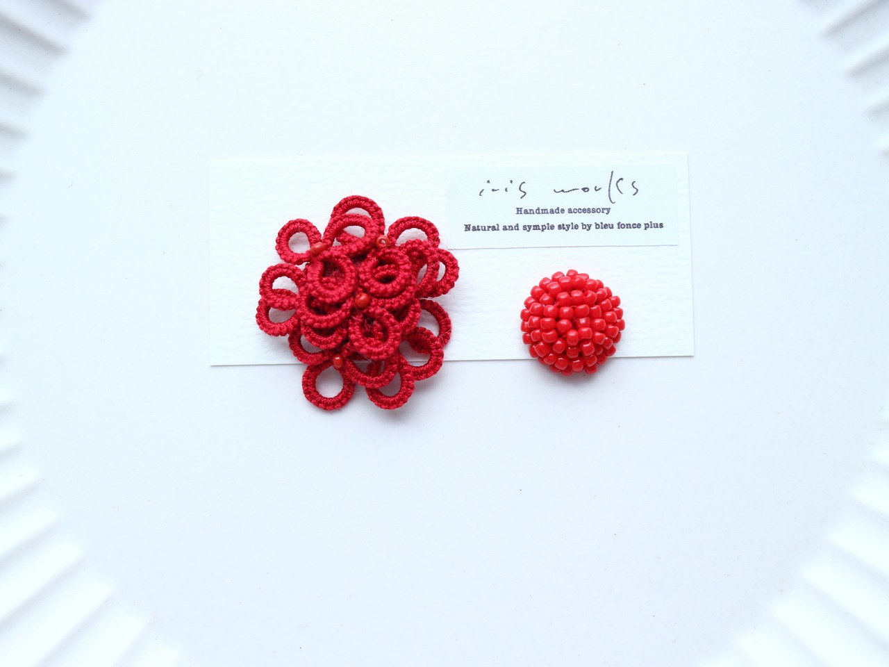 EARRINGS yui flower and beads 〇 yuiフラワーの耳飾り red | iris works