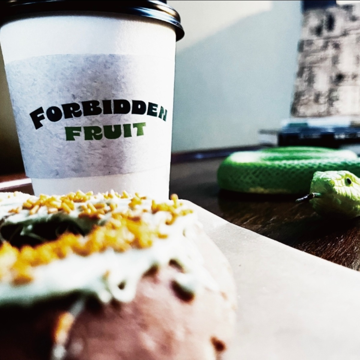 TOSHI蝮 - FORBBIDEN FRUIT | REVERSE STORE