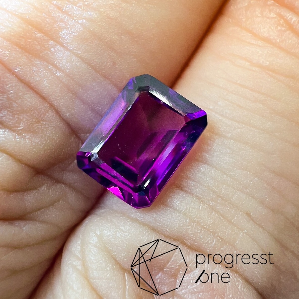 グレープガーネット1.69ct | progresstone