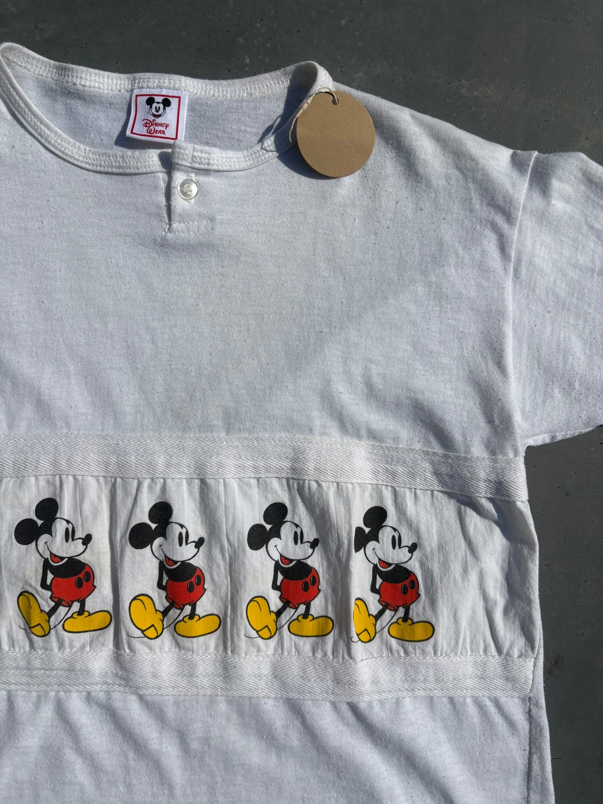 90's Disney Switching Mickey henry neck Tshirt | jump