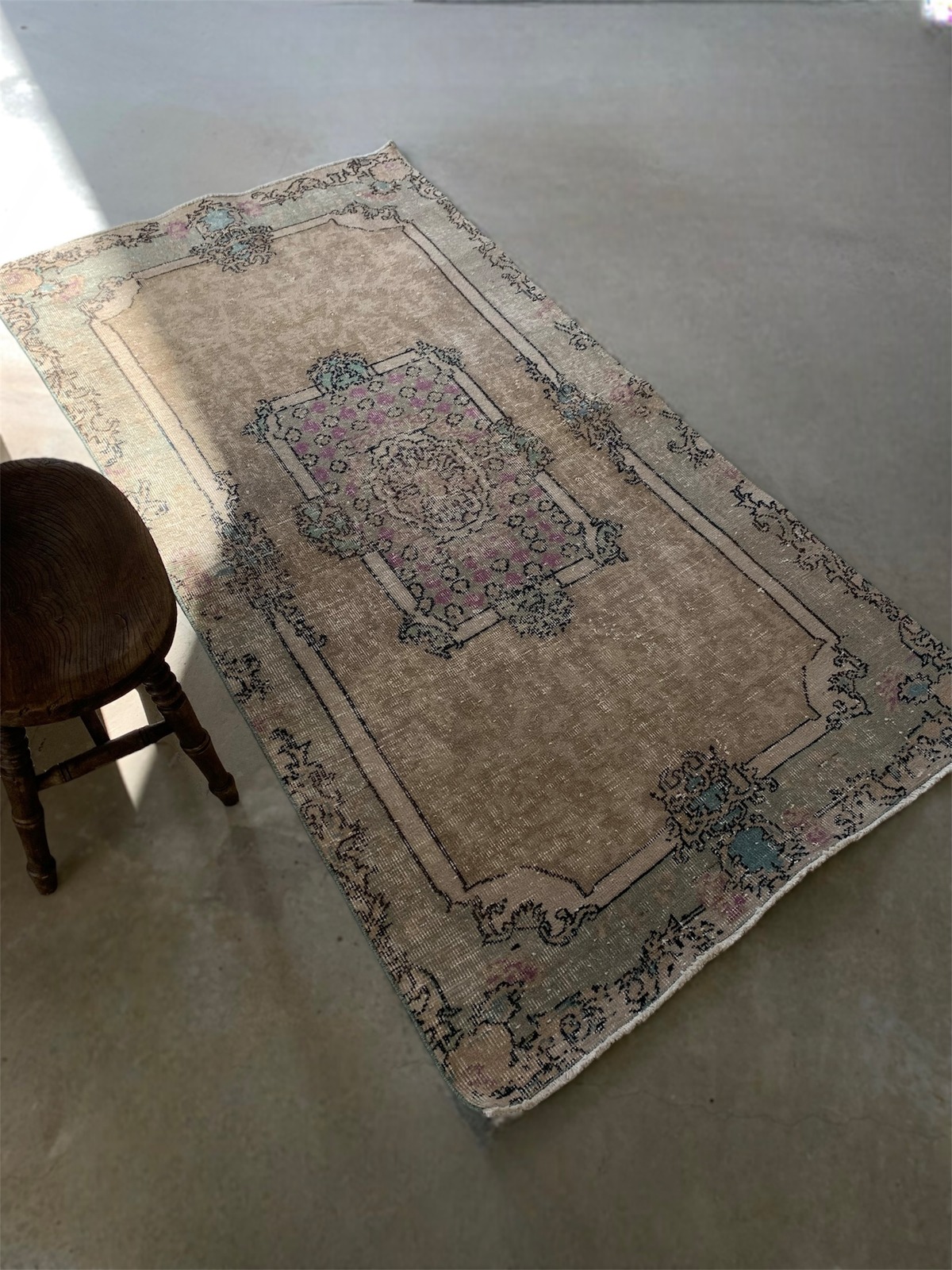 112×202 “Music Box” ViNTAGE TURKiSH RUG | MOOQU THEONE ViNTAGE