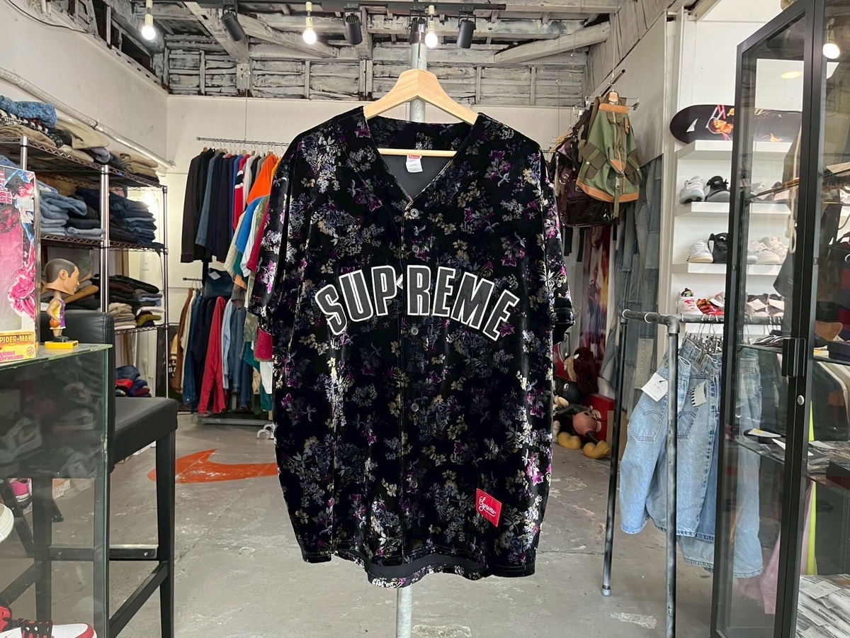 Supreme FLORAL VELOUR BASEBALL JERSEY LARGE 16907 | BRAND BUYERS OSAKA