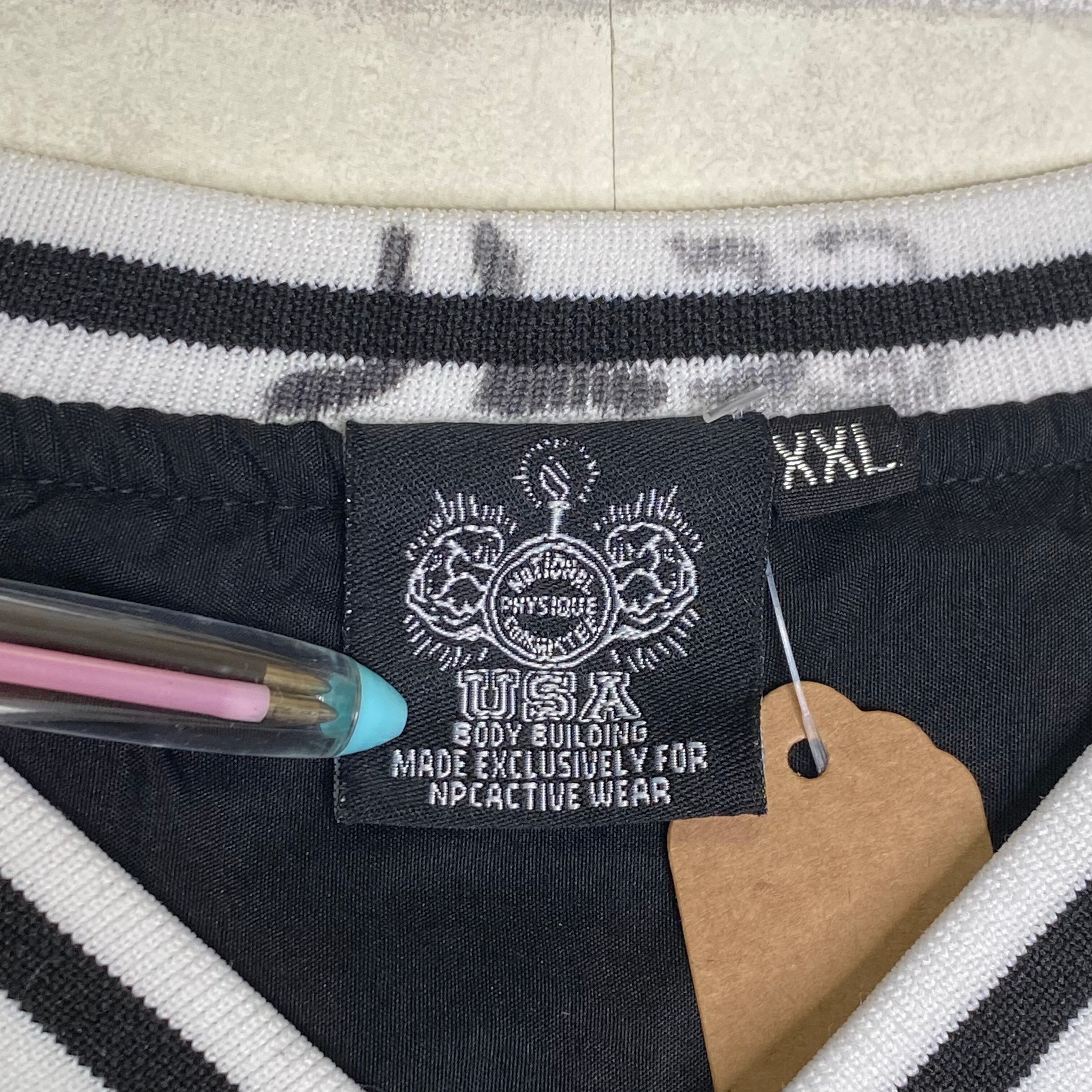 USA プルオーバージャケット 2XL 刺繍 ラインリブ ナイロンプル USA プルオーバージャケット 2XL 刺繍 ラインリブ ナイロンプル