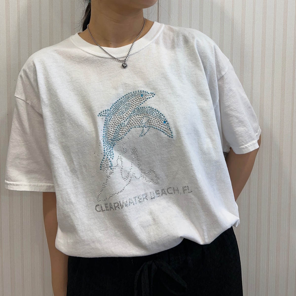 spangle dolphin T-shirt | PINKVIBES
