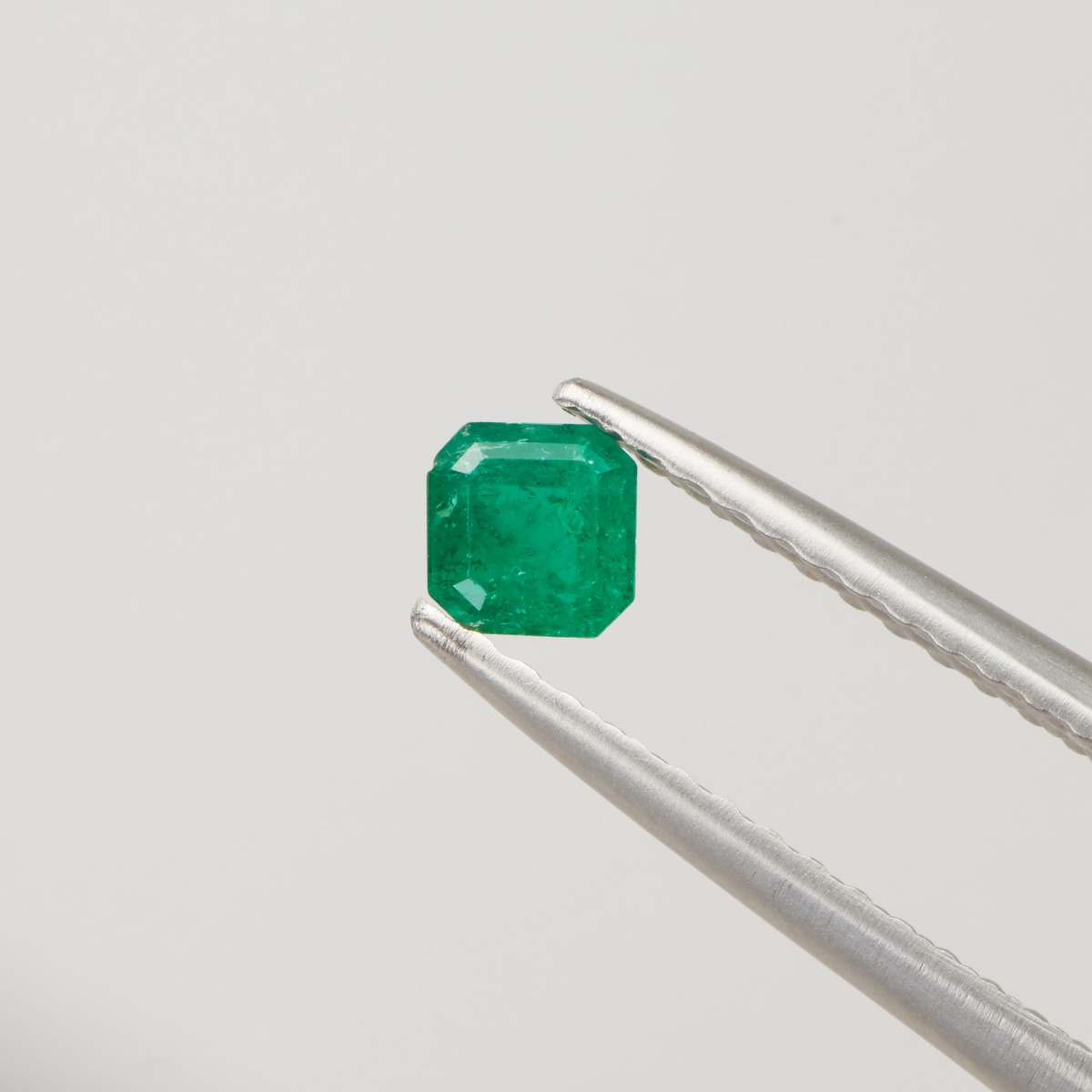 エメラルド 0.175ct E024 ルース | koneco