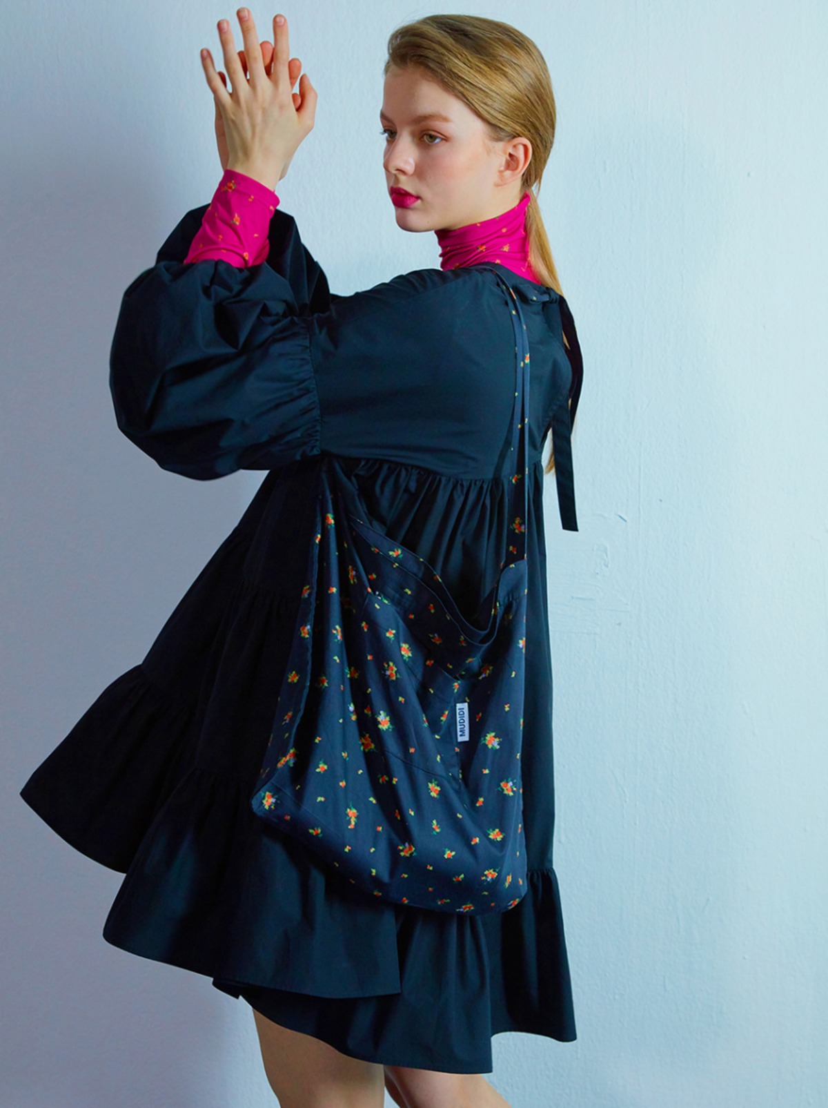 【MUDIDI】フラワーエコバック - ブラック | めいるめいるスマイル