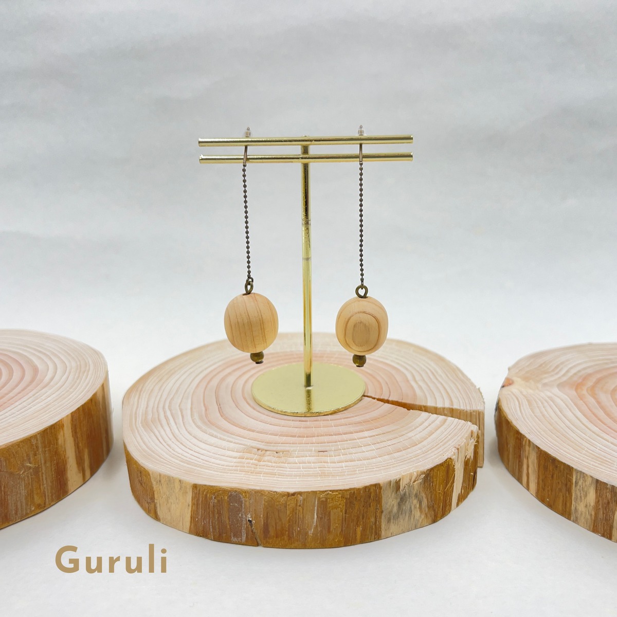 スギ玉アメリカンピアス | Guruli