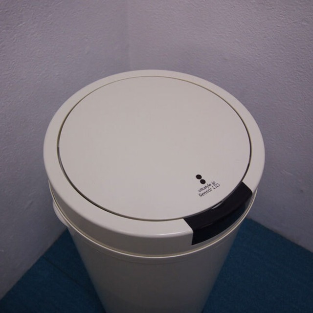 ottostyle.jp センサー全自動開閉式 ごみ箱 φ32cm (HA24) | kyotomaido