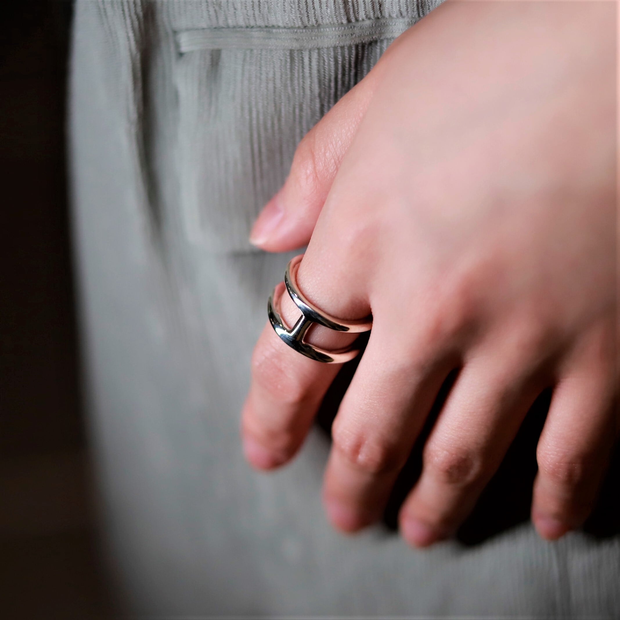 XOLO JEWELRY(ショロジュエリー) H RING - 男女兼用アクセサリー