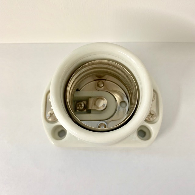 大エ式ソケット50A E39 船舶用ソケット | (有)ミツバ電陶製作所 mitsuden