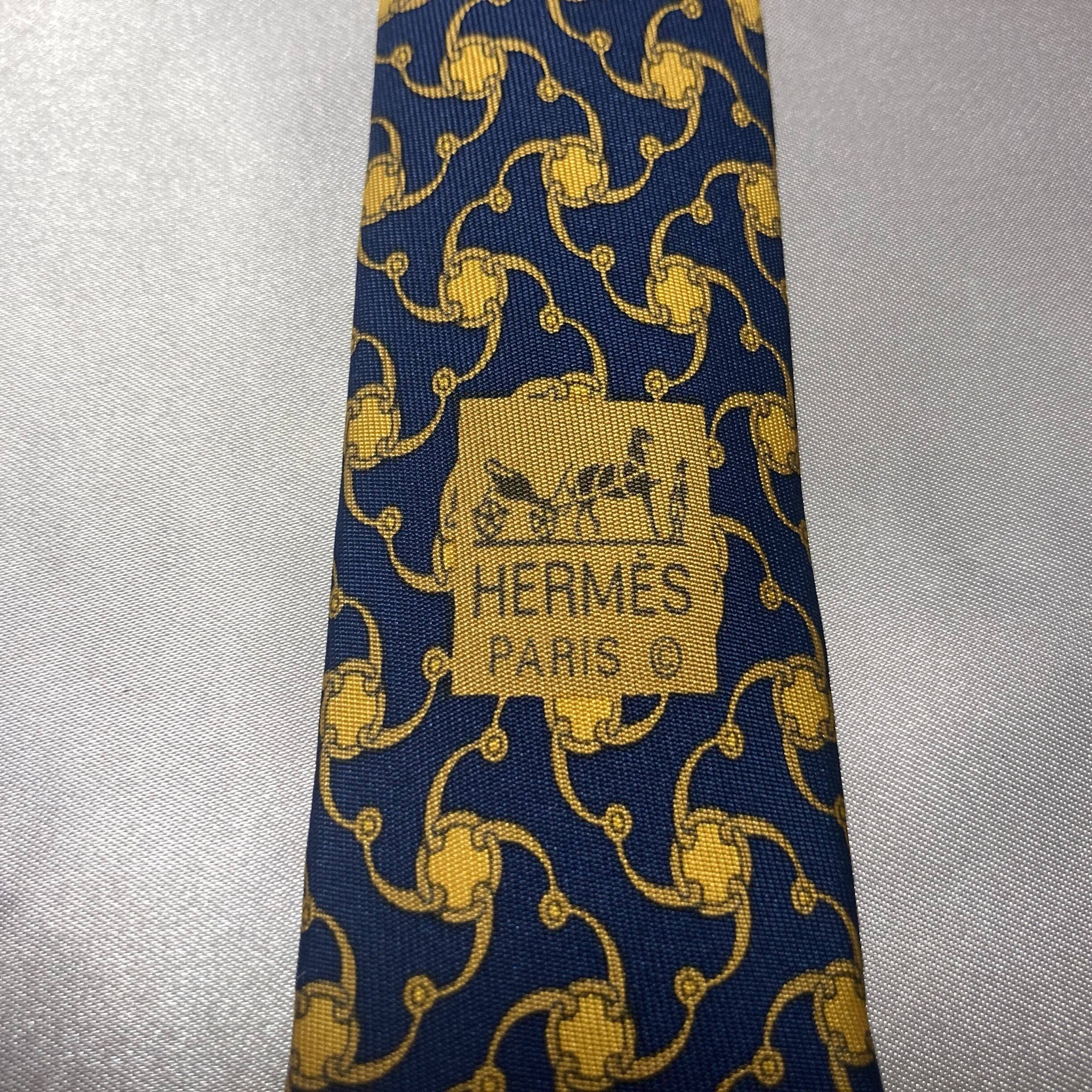 今日の超目玉】 ネクタイ エルメス HERMES 定価3.3万 ショッパー 今日の超目玉】 ネクタイ エルメス HERMES 定価3.3万 ショッパー