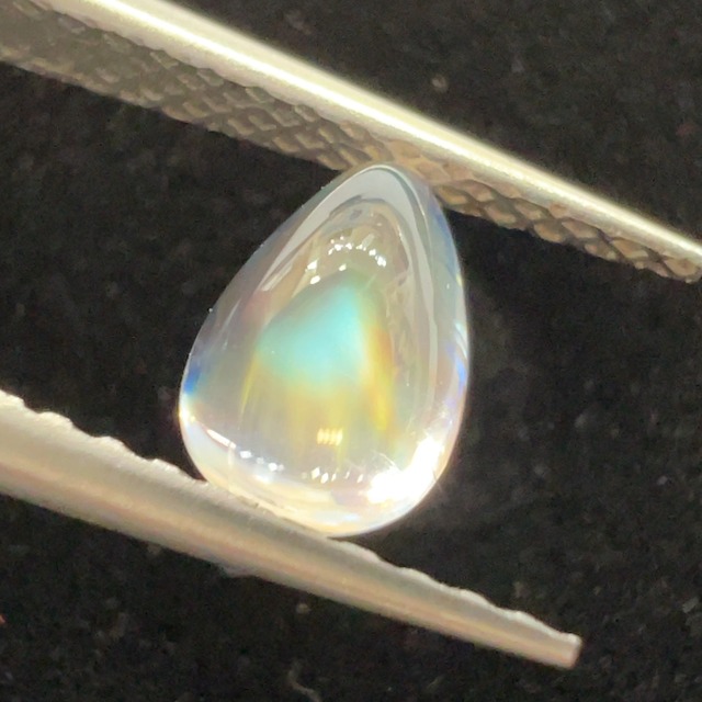 アンデシンラブラドライト 0.56ct 6.18mm×4.24mm ペアシェイプカボションカットルース | 鈴木屋