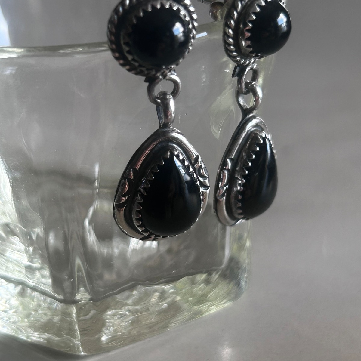 Vintage Navajo Onyx Earring | Lucy vintage silver