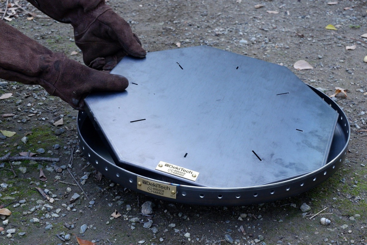 炎満ベーステーブル | DekiTech