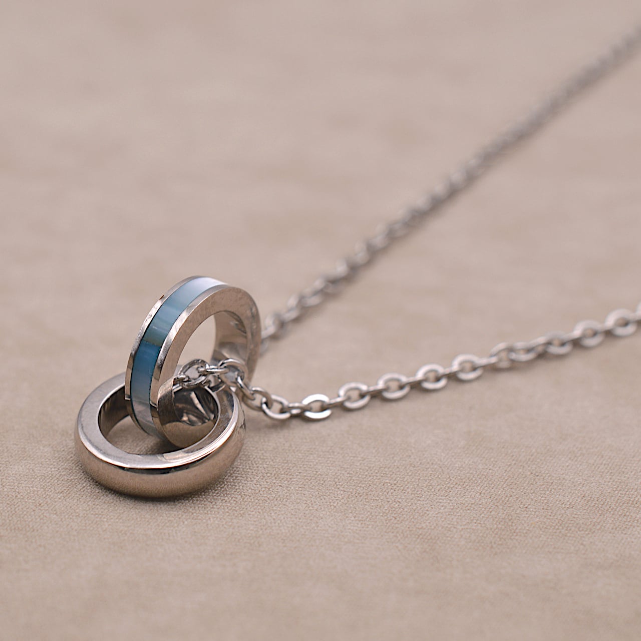 年末フェア価格 【ss 316L】ダブルバレルリング blue shell necklace | VOZ