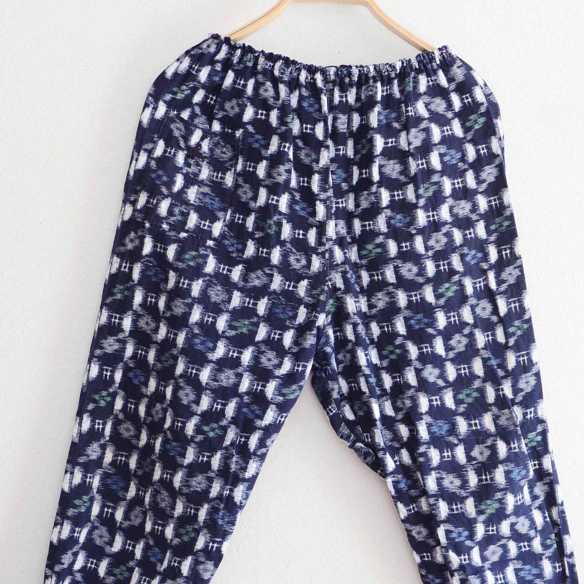 Monpe Pants Noragi Japanese Fabric Cotton Vintage Kasuri Pattern | もんぺ ウエストゴム 野良着 作業パンツ 古布 木綿 絣 ...