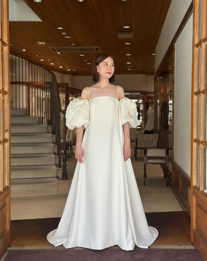 花嫁 ウェディングドレス オフショルダー プリンセスライン 白ドレス
