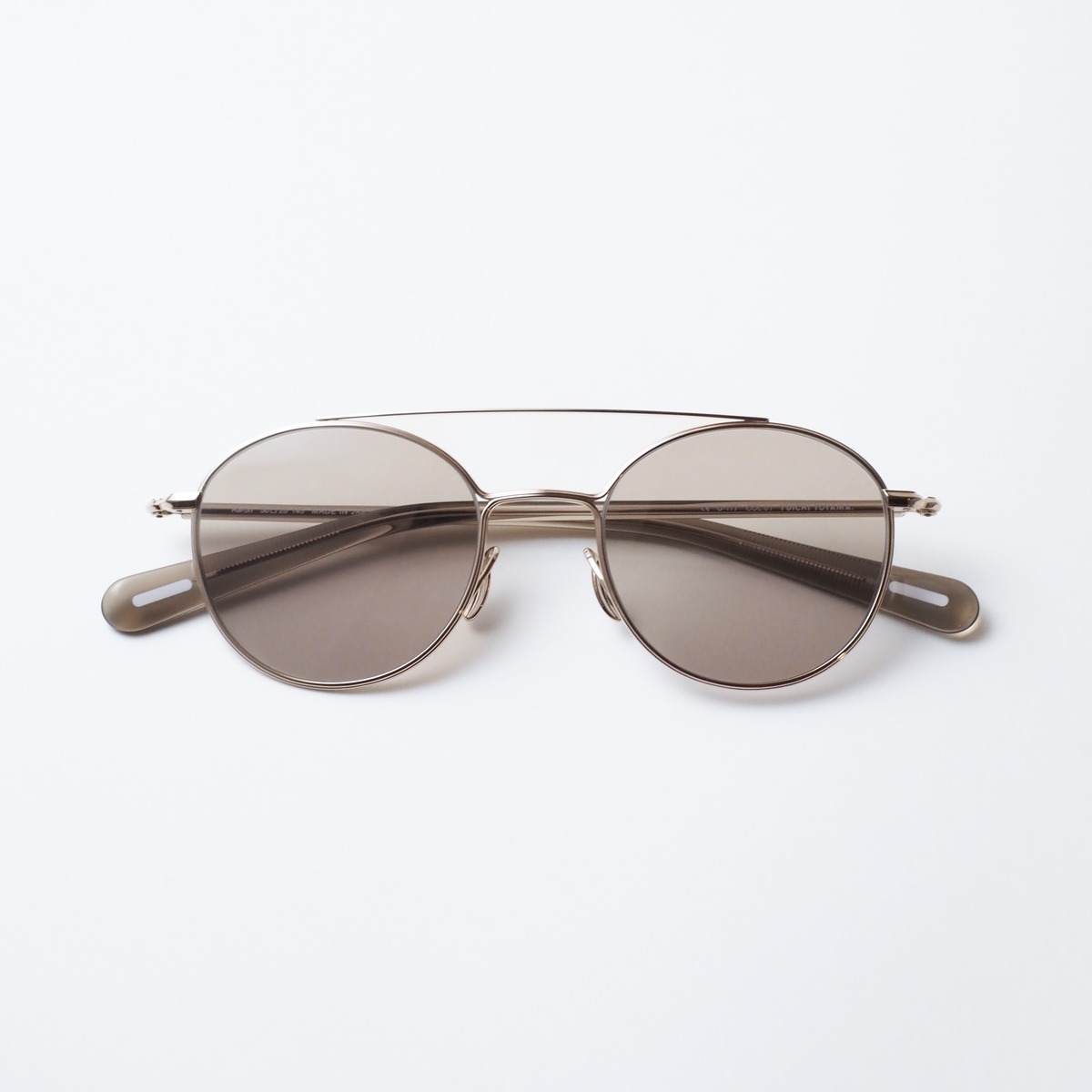 U-177-SG Aaron col.01(White gold / Taupe)【YUICHI TOYAMA.】 | downtownshop