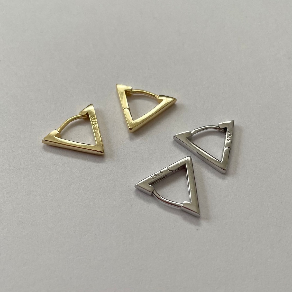 silver925 triangle hoop pierce ピアス | Showkey