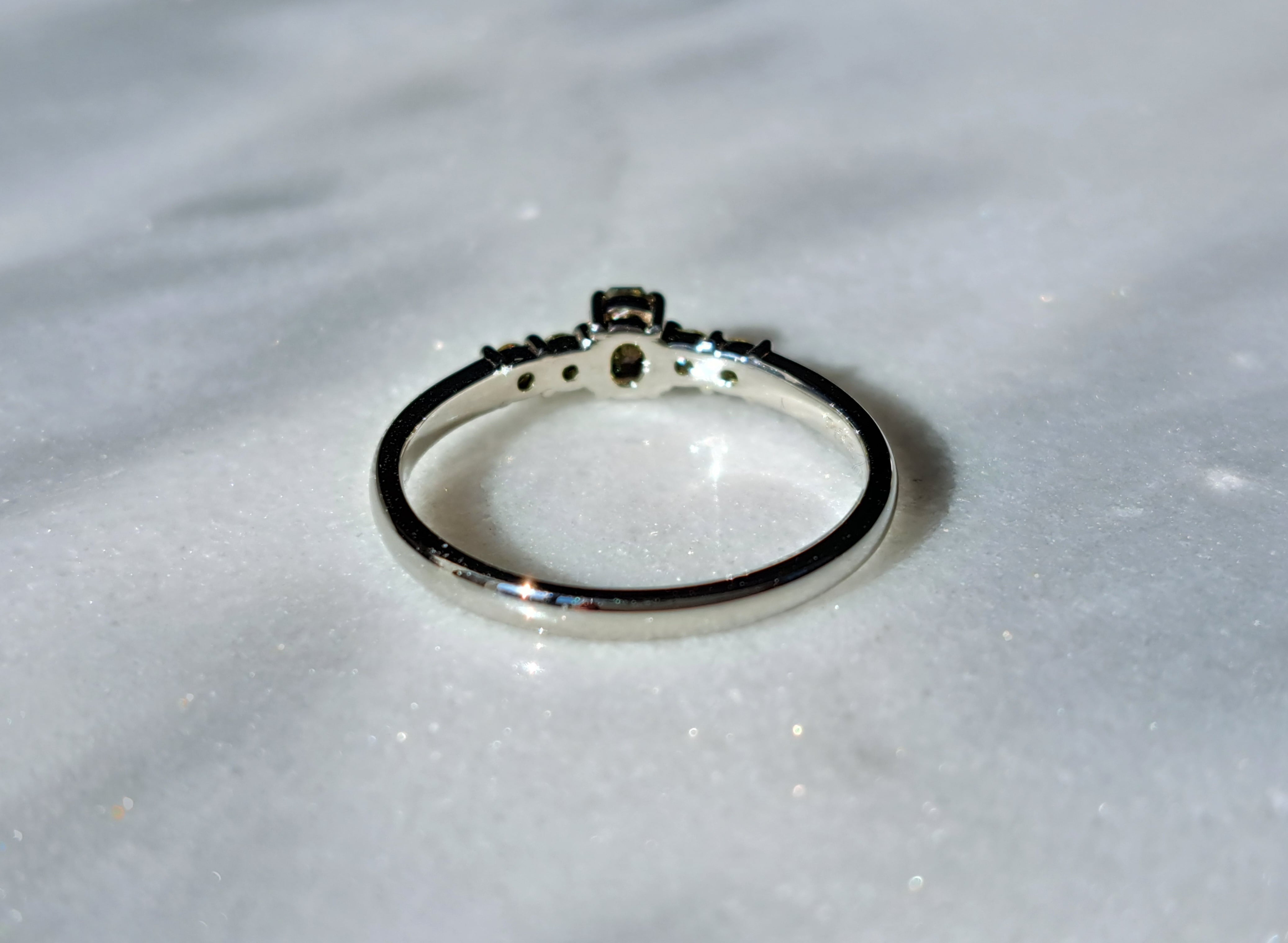 【New Jewelry Fair～2/16迄】Pt900 グリーン(カメレオン)ダイヤモンド(0.169ct ) / YD 0.114ct ...