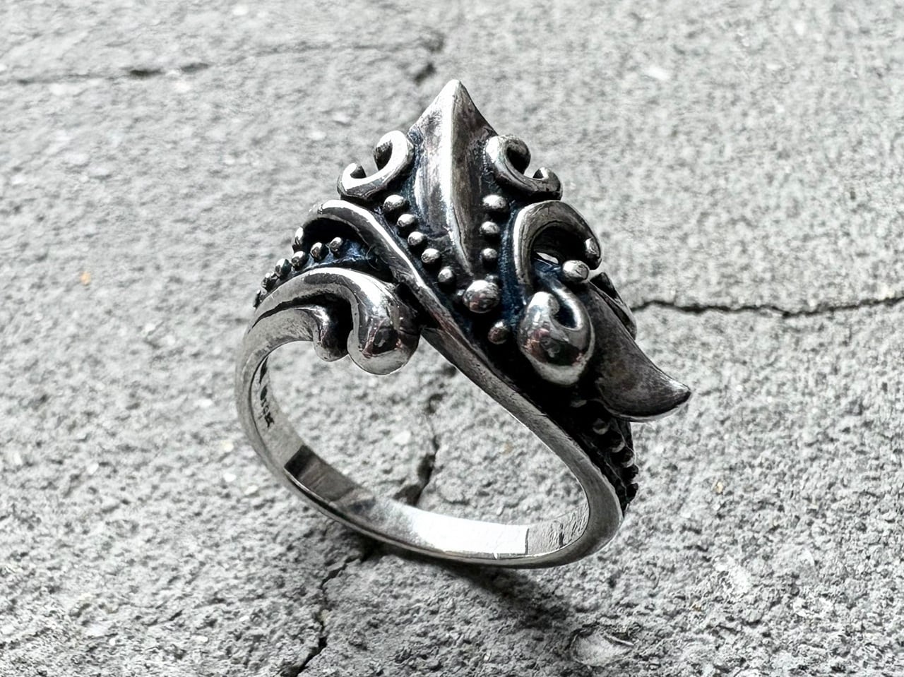 ROYAL ORDER Ring silver 925 | AFTER DARK