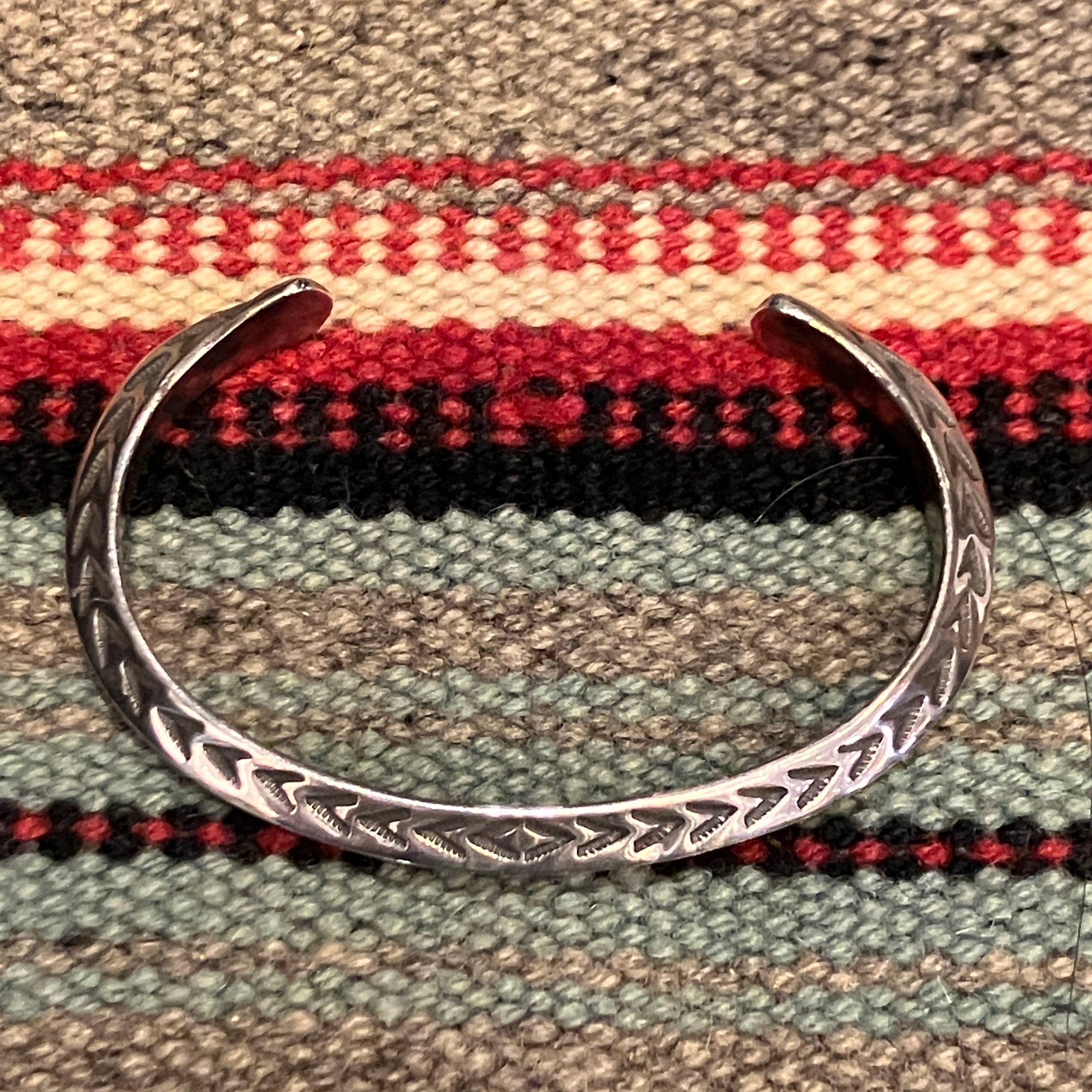 SUNSHINE REEVES SILVER BANGLE | safarionline