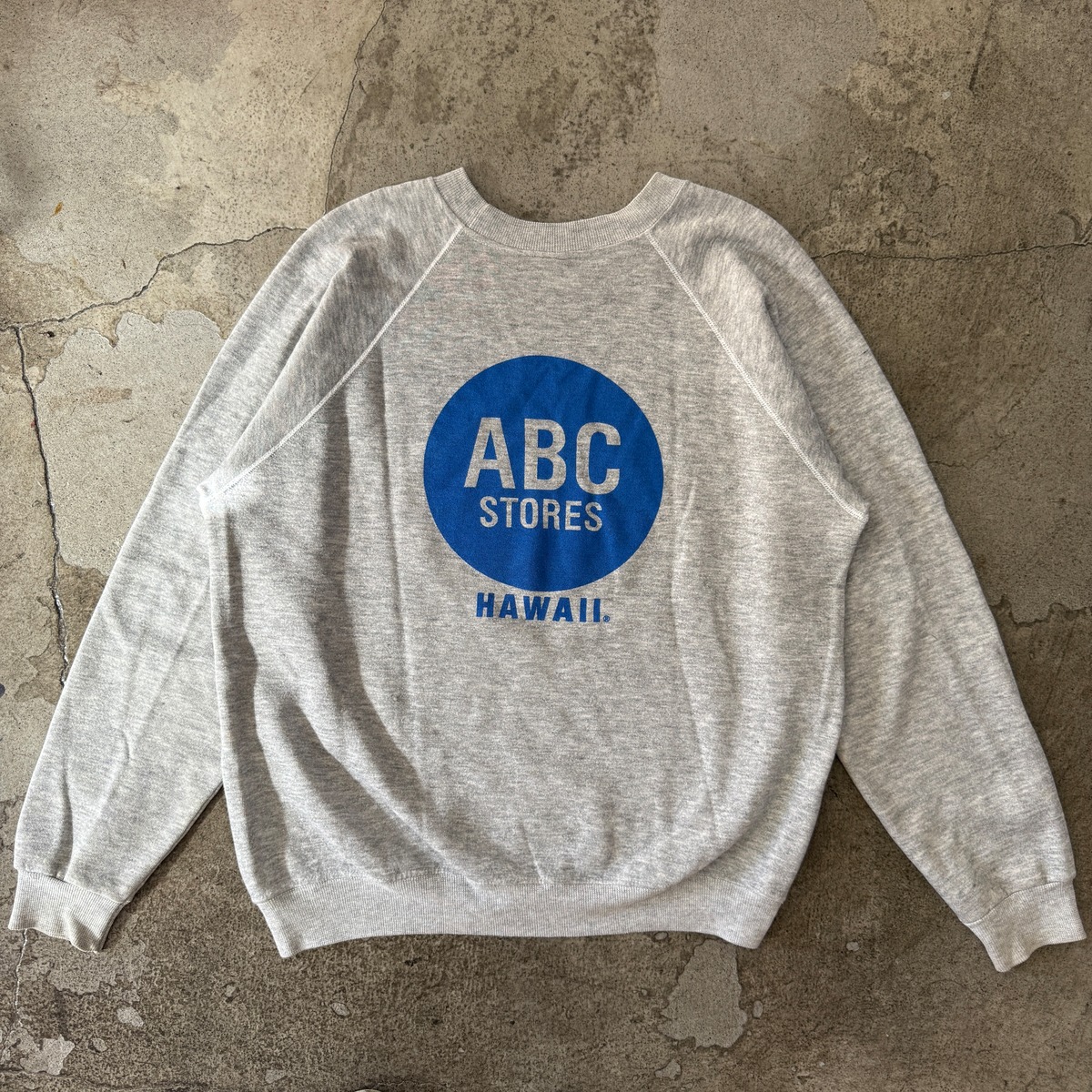 ABC STORES HAWAII printed sweat 両面プリント grey | SOMEHOW GOOD SHOP